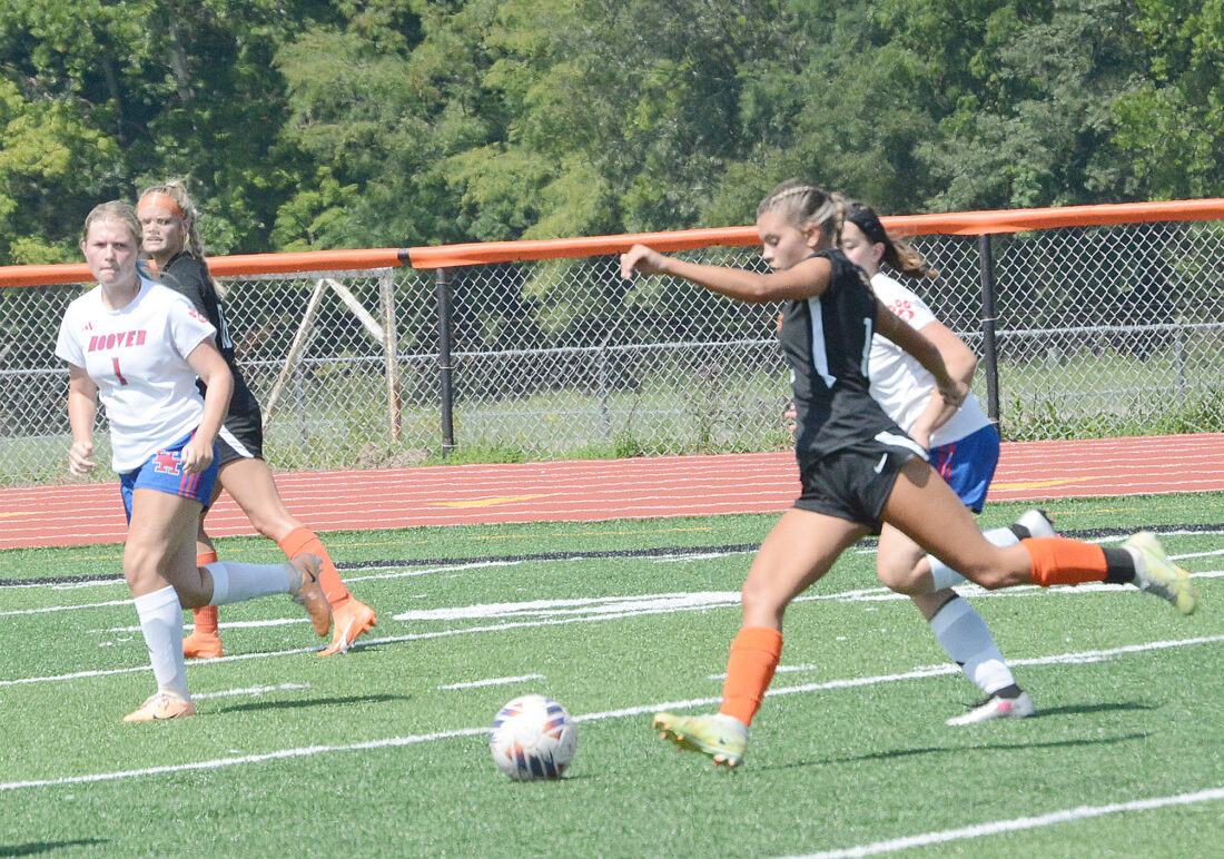 EHS booters sweep Herbert Hoover | News, Sports, Jobs - The Intermountain